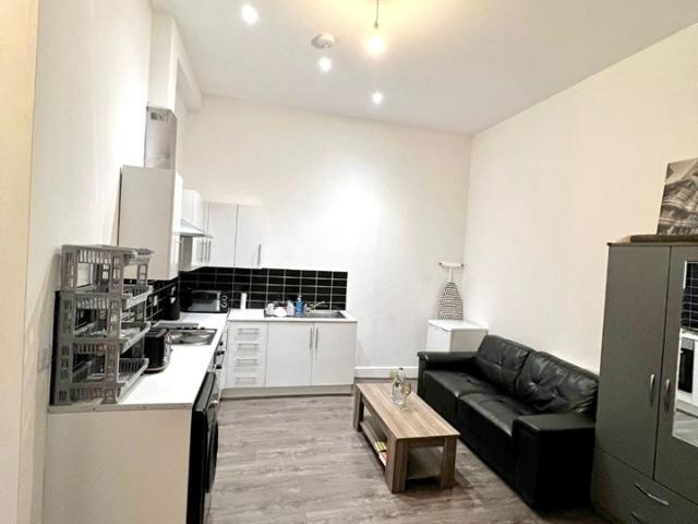 Apartment at Rhodes Street, Royton