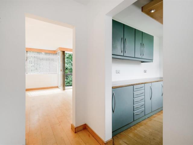 Apartment at River Close, Greater London