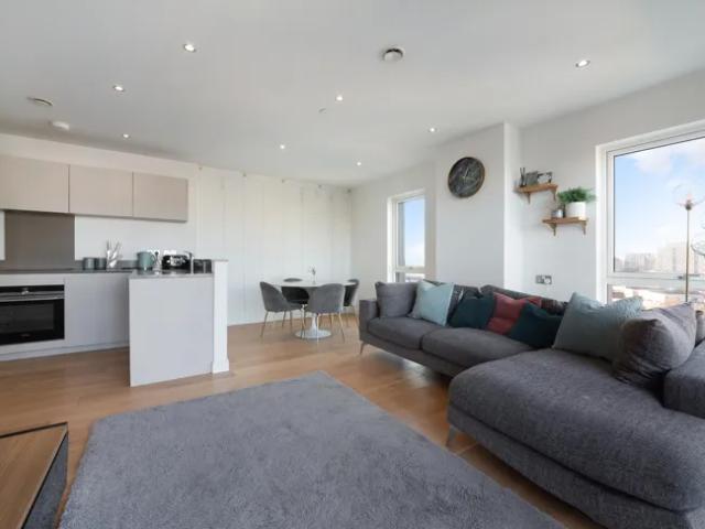 Apartment at River Barge Close, Greater London