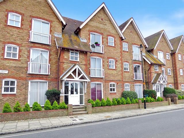 Apartment at River Road, Arun