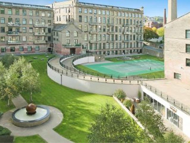 Apartment at Riverside Estate, Bradford