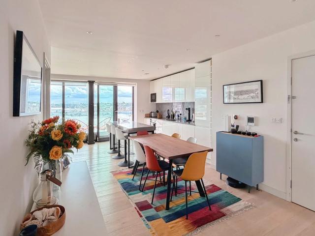 Apartment at Riverside Walk, Greater London
