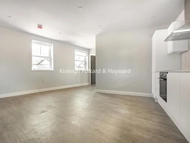 Apartment at Rialto Road, London