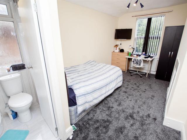 Apartment at Ribblesdale Road, Birmingham