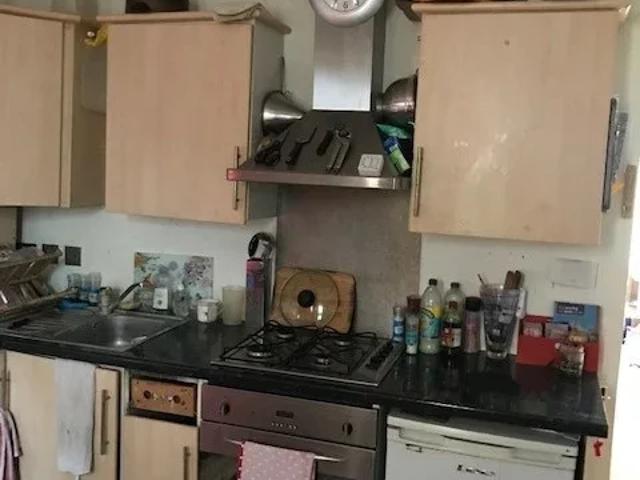 Apartment at Ribblesdale Road, Greater London