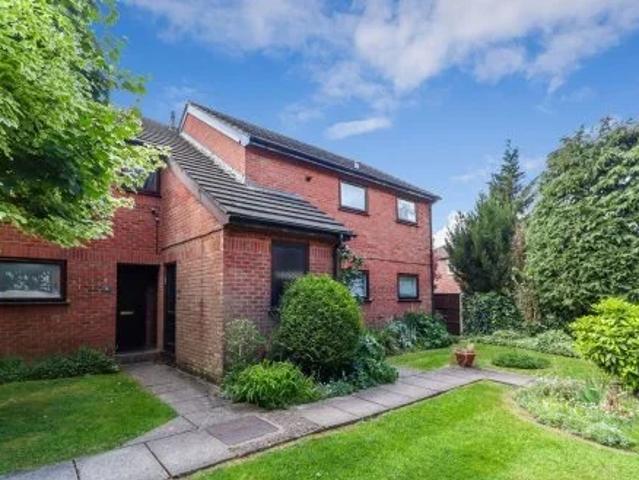 Apartment at Rickmansworth Road, Watford