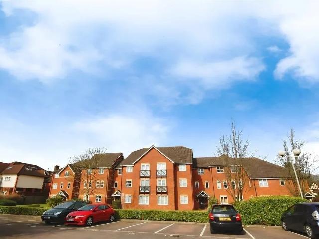 Apartment at Rickmansworth Road, Watford