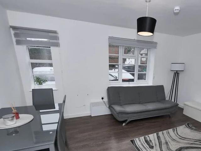 Apartment at Rickford's Hill, Aylesbury