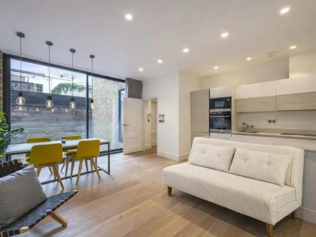 Apartment at Richmond Buildings, City of Westminster