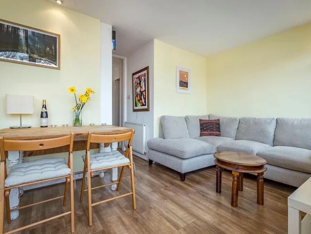 Apartment at Richmond House, Greater London