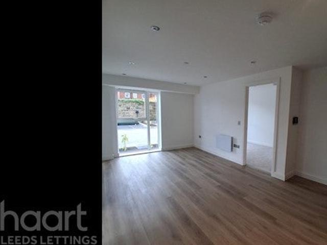 Apartment at Richmond Hill Approach, Leeds