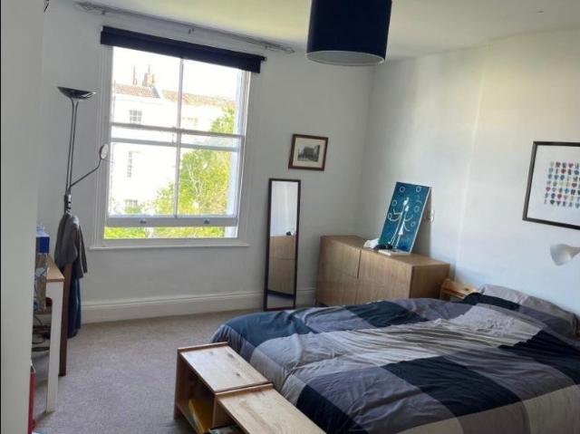 Apartment at Richmond Hill Avenue, Bristol