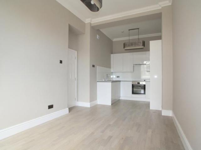 Apartment at Richmond Place, Brighton