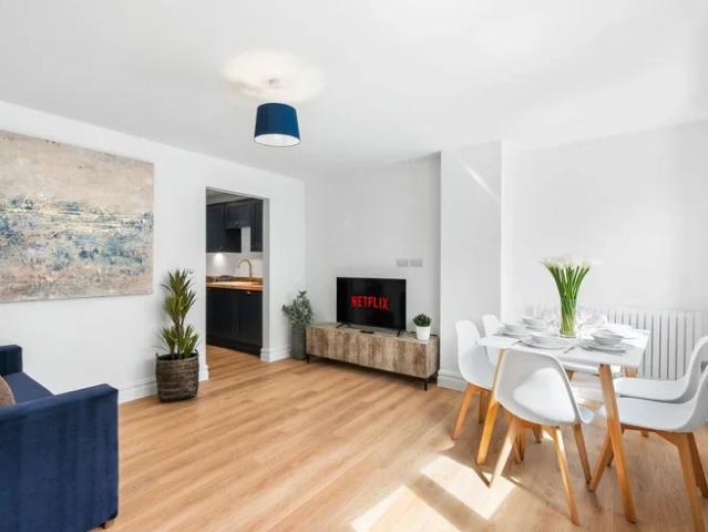 Apartment at Richmond Place, Brighton