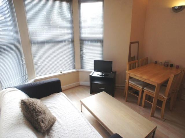 Apartment at Richmond Road, Cardiff
