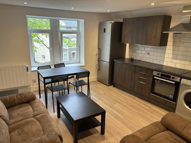 Apartment at Richmond Road, Cardiff