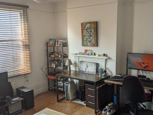 Apartment at Richmond Road, Greater London