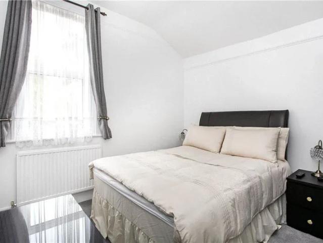 Apartment at Richmond Road, Greater London