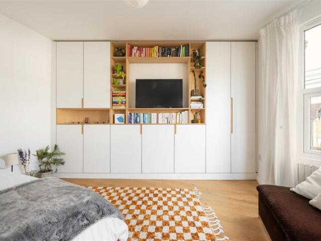Apartment at Richmond Road, Greater London