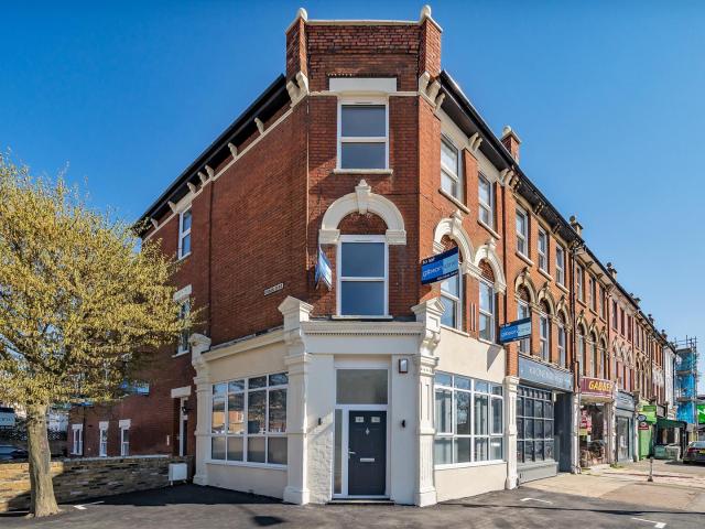 Apartment at Richmond Road, Greater London