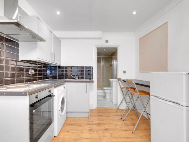 Apartment at Richard Street, Greater London