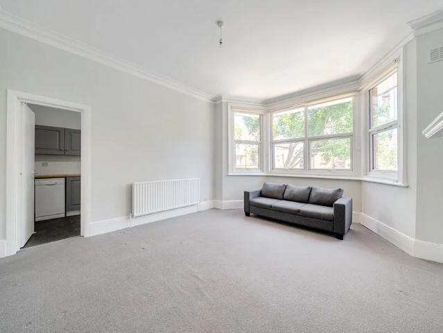 Apartment at Riggindale Road, Greater London
