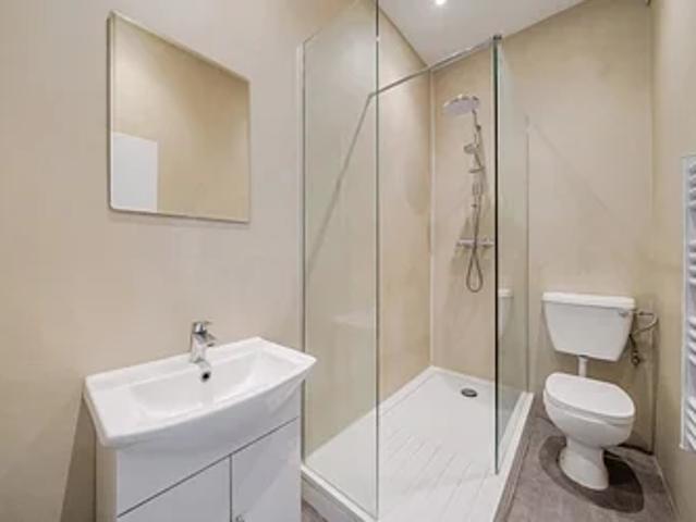 Apartment at Riggindale Road, Greater London