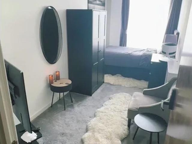 Apartment at Ripplegate Walk, Greater London