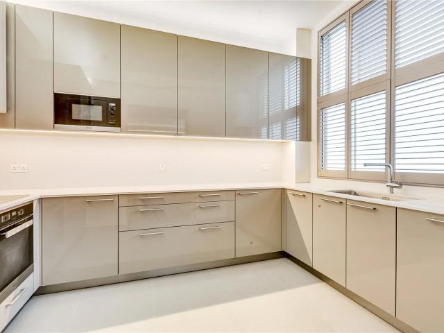 Apartment at Rutland Gate, City of Westminster