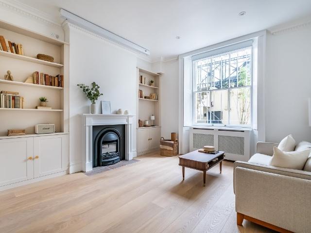 Apartment at Rutland Gate, City of Westminster