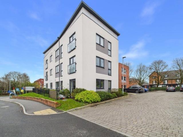 Apartment at Ruhemann Street, Reading