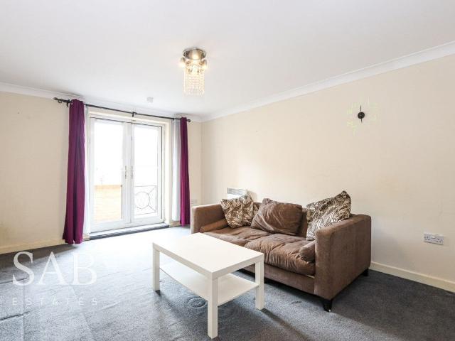 Apartment at Ruislip Road East, Greater London