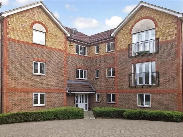 Apartment at Running Foxes Lane, Ashford