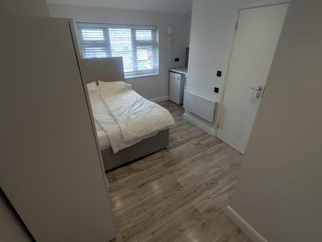 Apartment at Ruskin Road, Chadwell St Mary