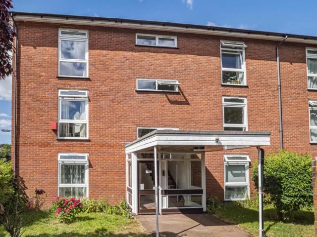 Apartment at Rusholme Grove, Greater London