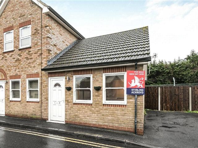 Apartment at Rusham Road, Borough of Runnymede