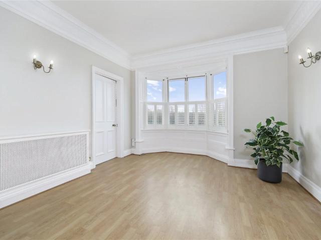 Apartment at Russell Road, Borough of Spelthorne