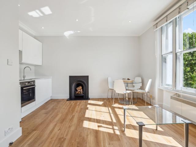 Apartment at Russell Road, Greater London