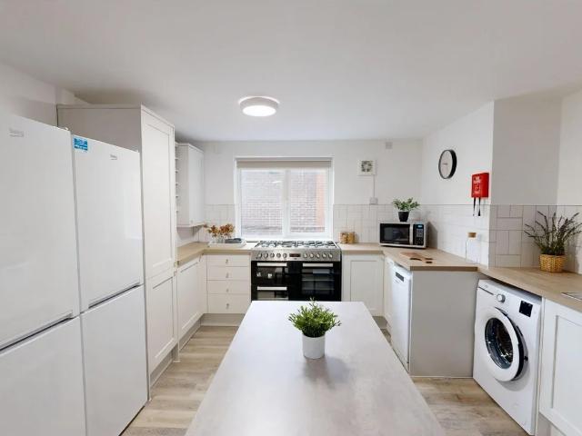 Apartment at Russell Street, Nottingham