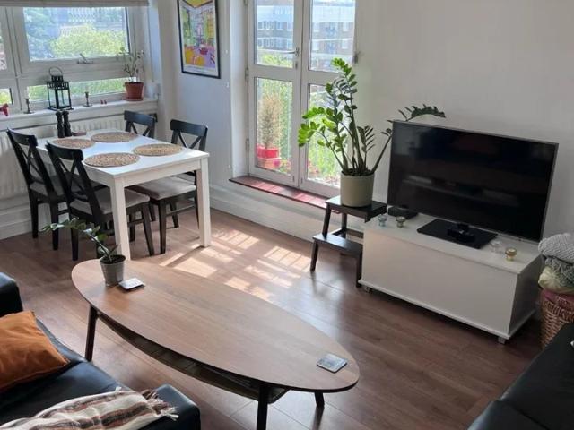 Apartment at Russia Lane, Greater London