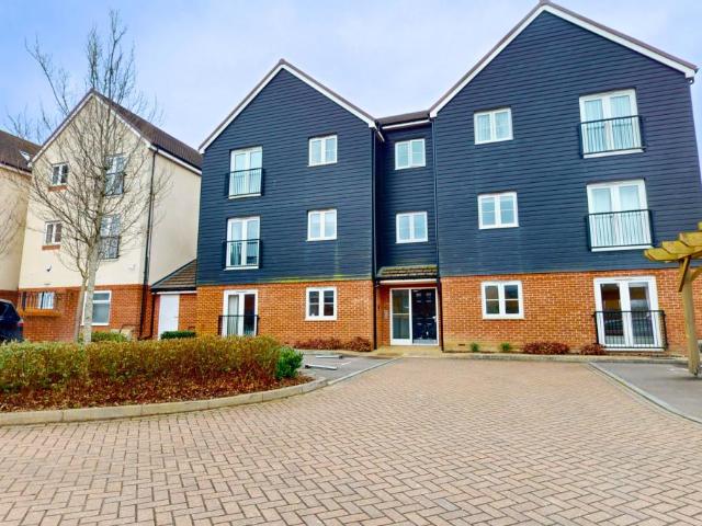 Apartment at Ryeland Way, Ashford