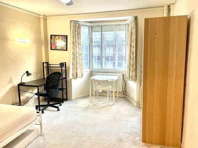 Apartment at Woburn Place, Greater London