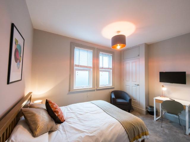 Apartment at Wokingham Road, Reading