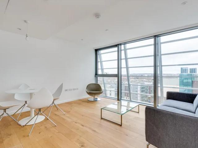 Apartment at Wood Lane, Greater London
