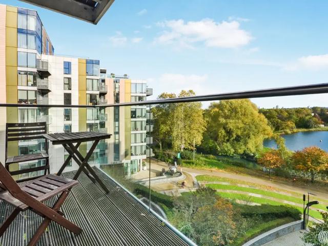 Apartment at Woodberry Down, Greater London