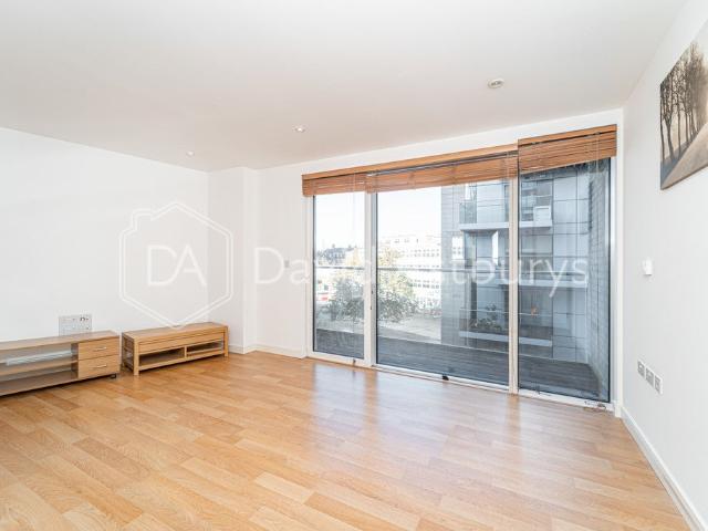 Apartment at Woodberry Down, London