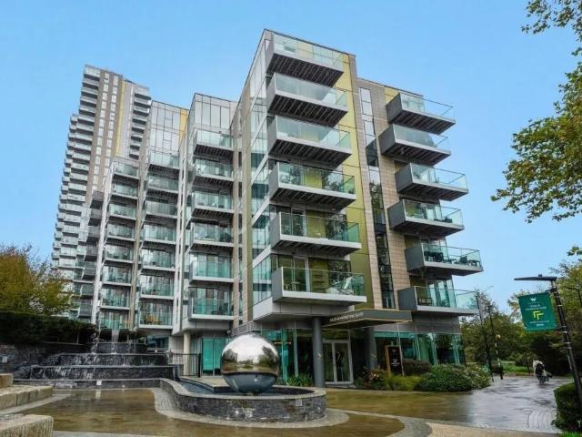 Apartment at Woodberry Grove, Greater London