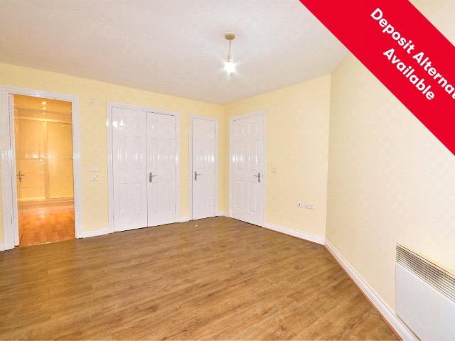 Apartment at Woodcote Road, Greater London