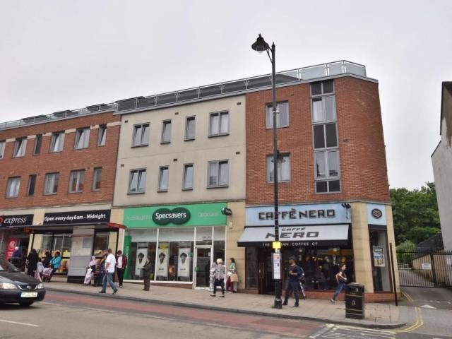 Apartment at Woodcote Road, Greater London
