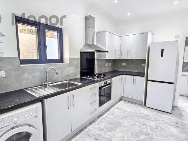 Apartment at Woodford Avenue, Greater London